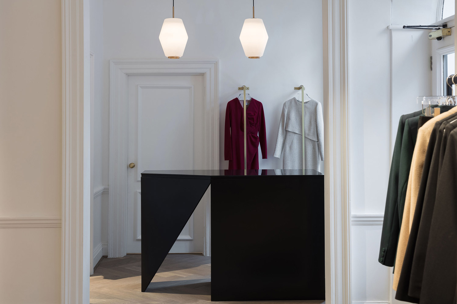 Multi-functional Retail Design for The Fold’s First Flagship Store | SBID
