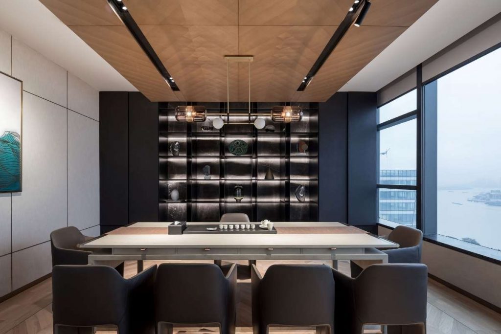 Client-Focused Office Design Creates Strong First Impression | SBID