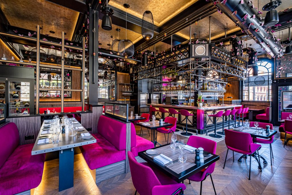 An 1880s Victorian Eatery Gets a Second Life After a Modern Renovation ...