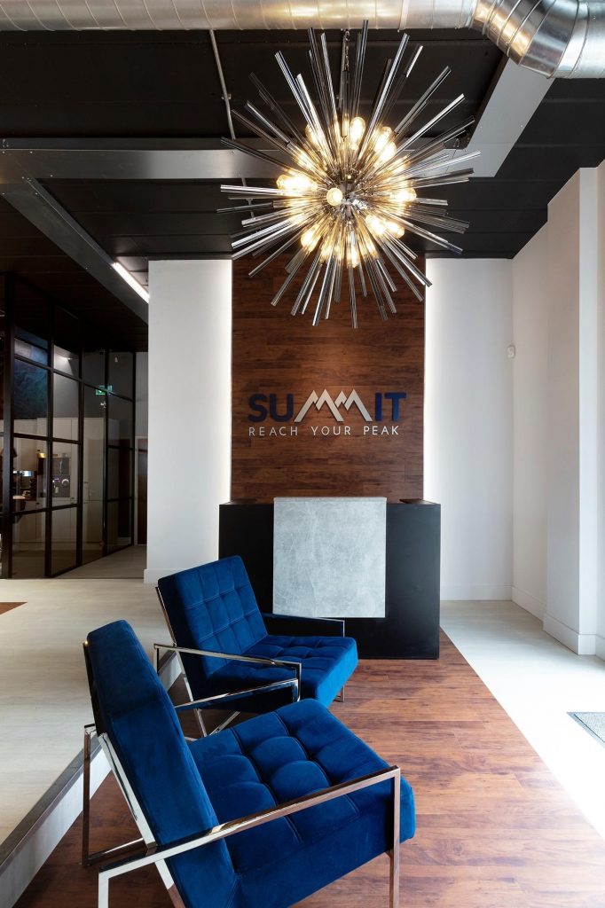 Renovated Small Office Design Allows for Future Company Expansion | SBID