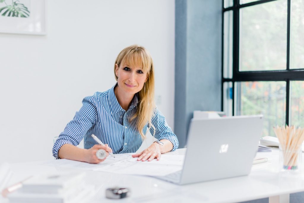 Dealing With Interior Design Client Problems - Tips from Jo Chrobak | SBID