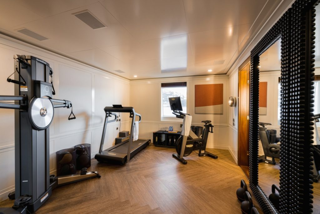 The Extravagant World of Exclusive Gym Design | SBID